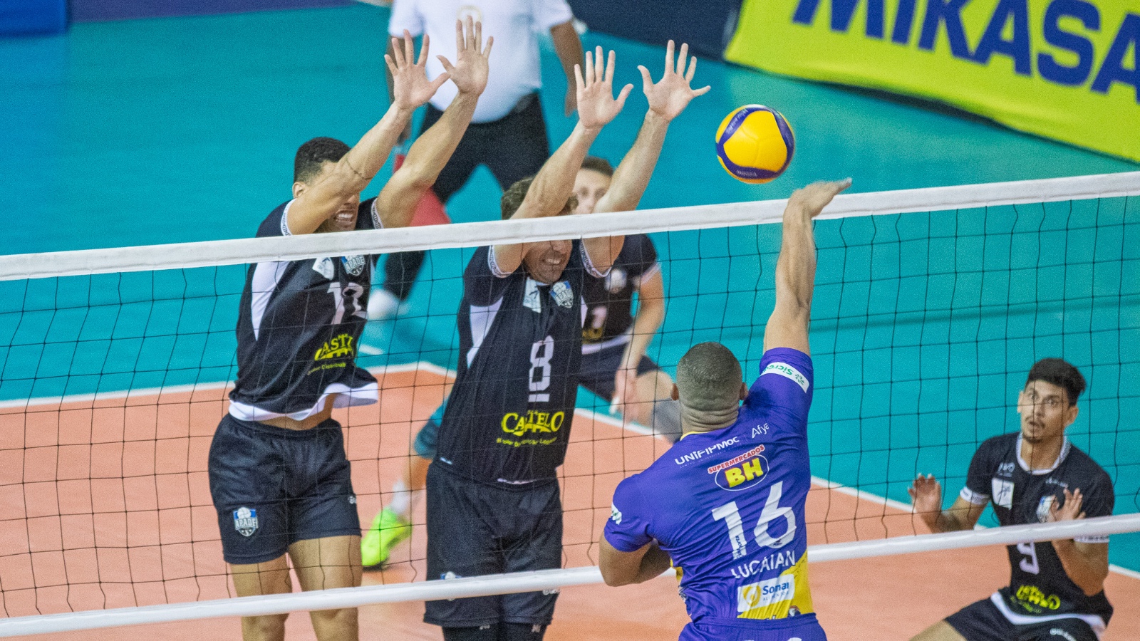 MOC vence Apade por 3 a 1 e garante vaga na semifinal da Superliga ...